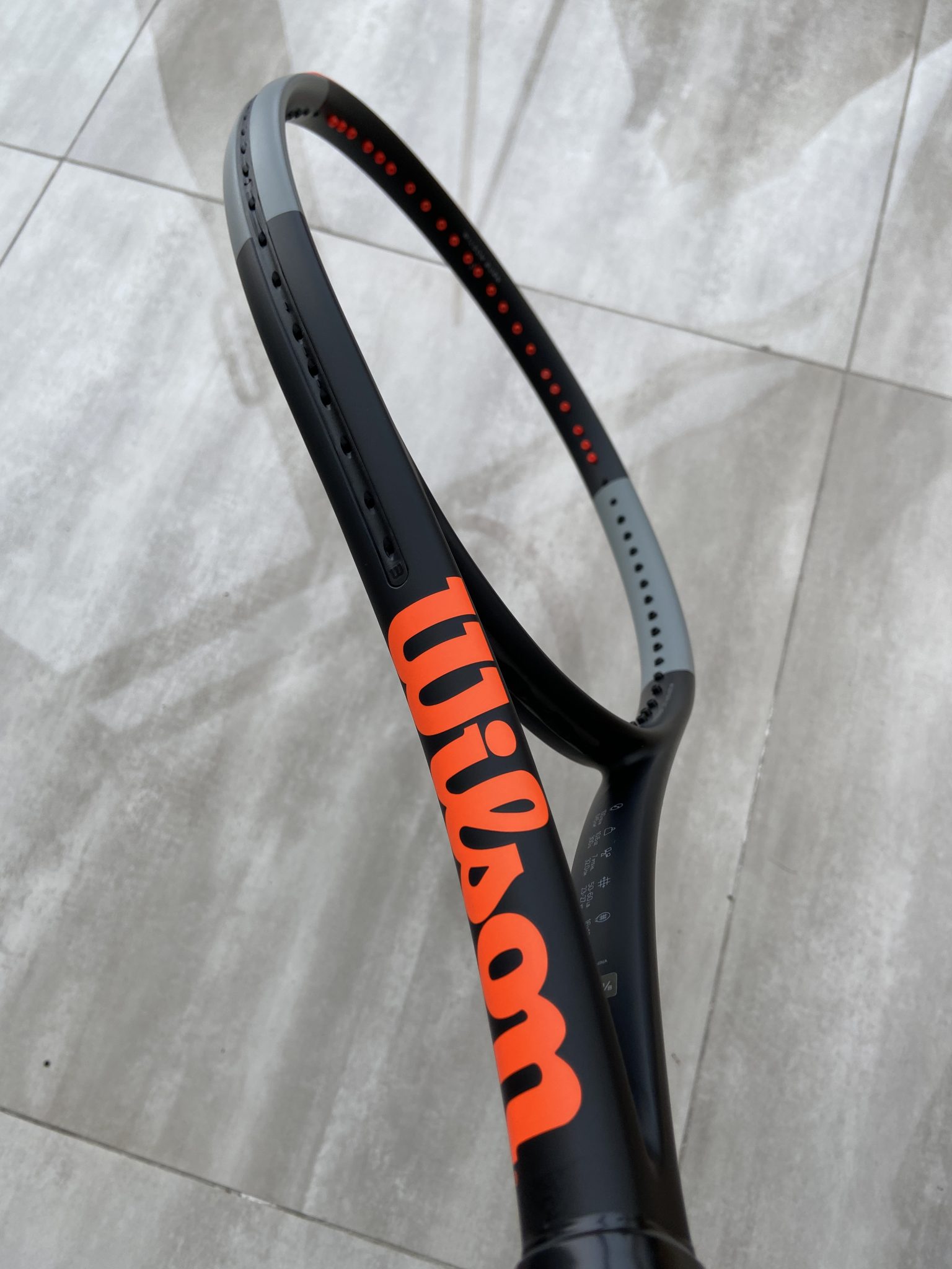 Wilson Burn 100 V4 Review - Tennisnerd.net - The new Burn is not bad