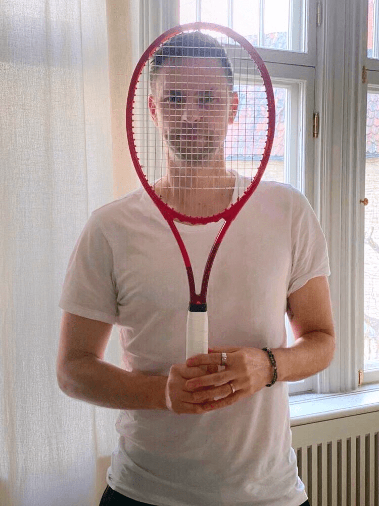 Why is there a nail in Robin Soderling's racquet? - Tennisnerd.net
